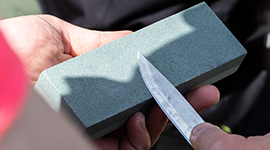 Sliping av kniv og øks - KFUK-KFUM-speiderne